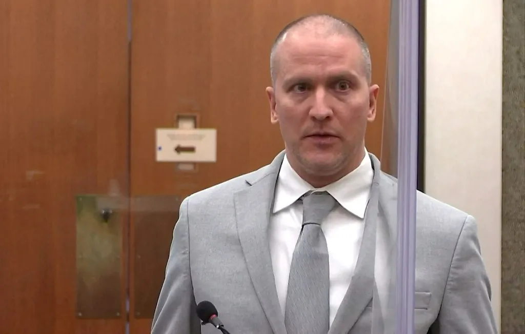 Tim Walz Addresses Rumors of Pardoning Derek Chauvin Amid Rising Tensions